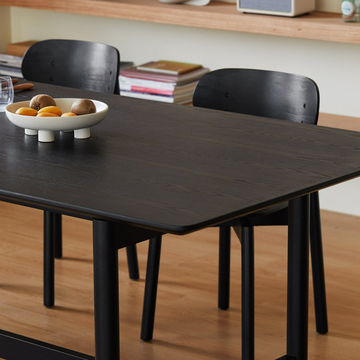 Cinnamon Table