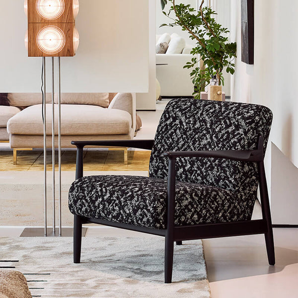 Onyx Lounge Modern Accent Arm Chair with Ashwood Legs | gradodesign